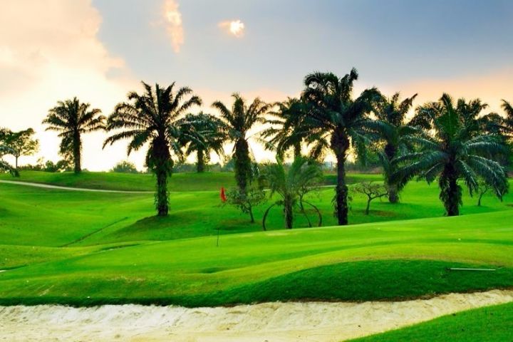 Tanjong Puteri Golf Resort, Johor - Book Golf Holidays, Flights & Breaks